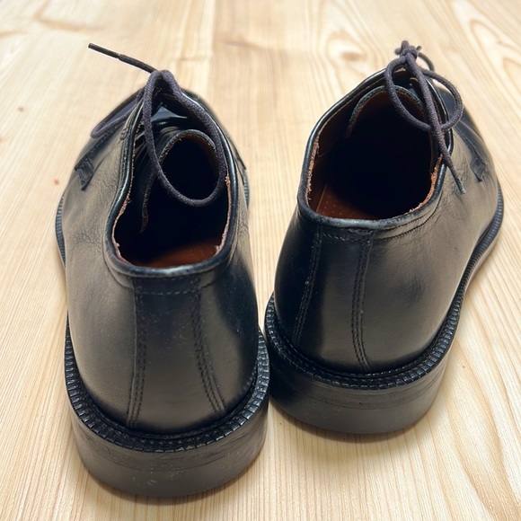 Brooks Brothers | Shoes | Brooks Brothers Classic Black Lace Up Oxford ...
